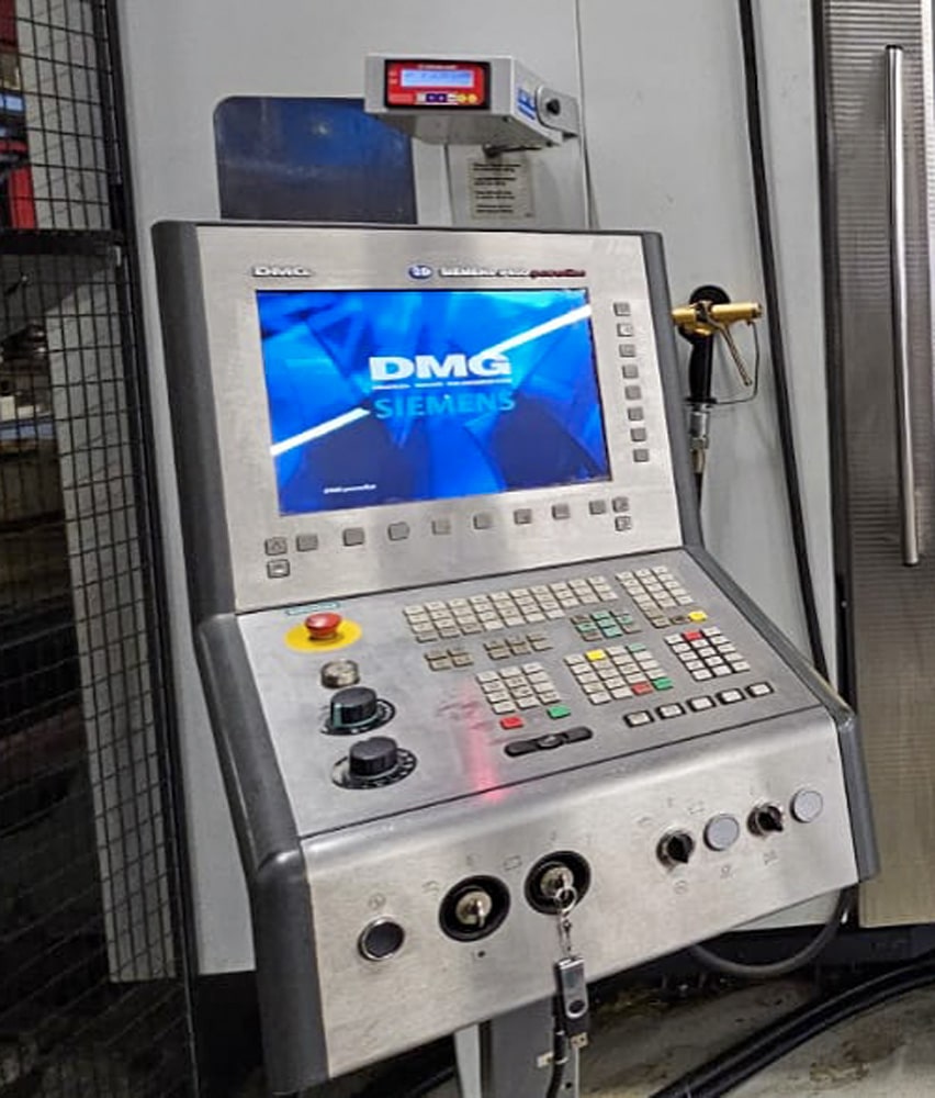 DECKEL MAHO DMC 80 FD duoBLOCK (MIL0027) - 3axis Group